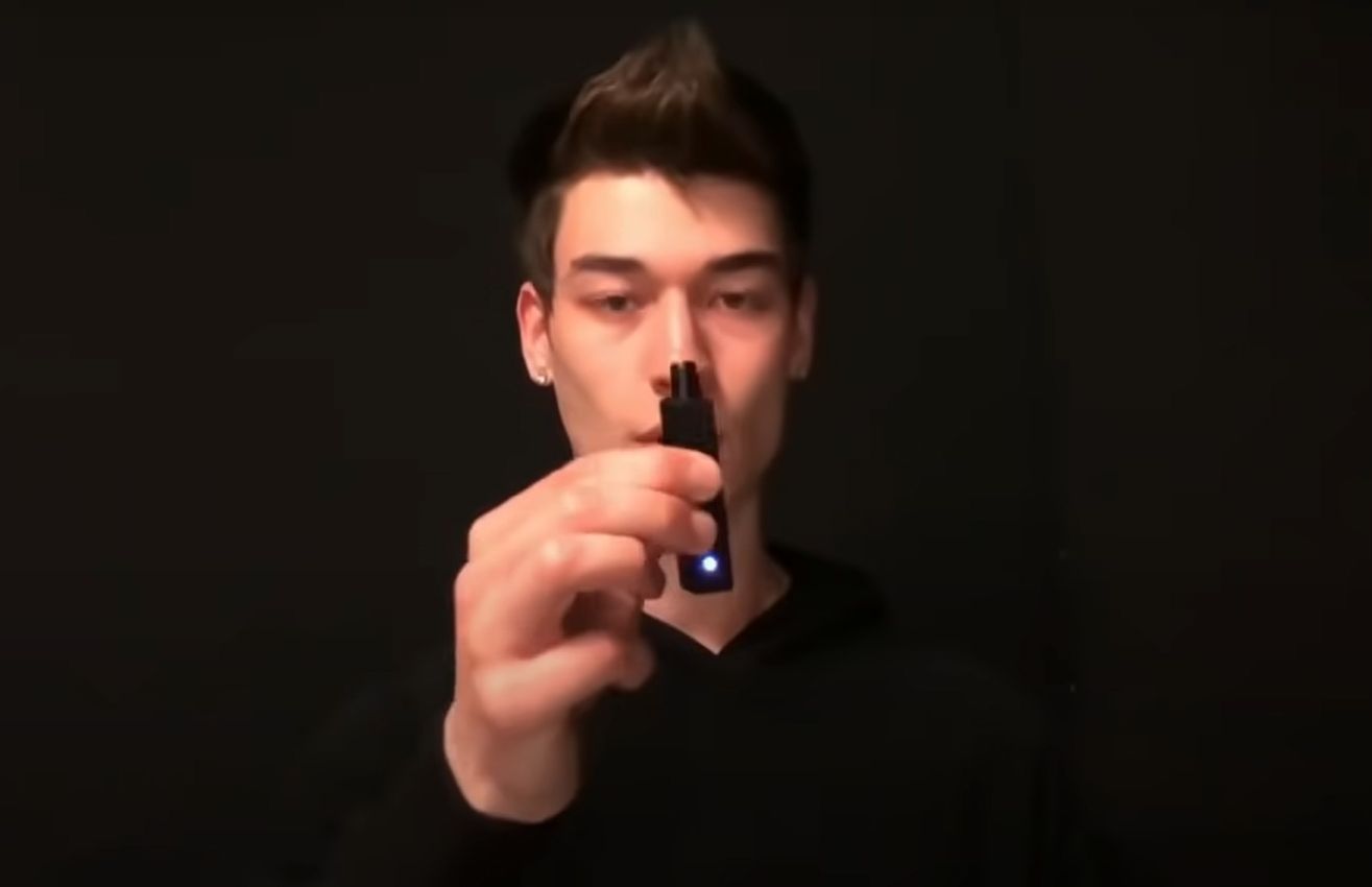 How to Do Vape Tricks? - VapeProfy